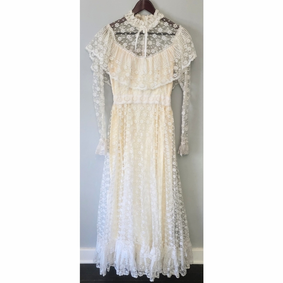 Alfred Angelo | Dresses | Vintage Dance Allure Alfred Angelo Lace White ...
